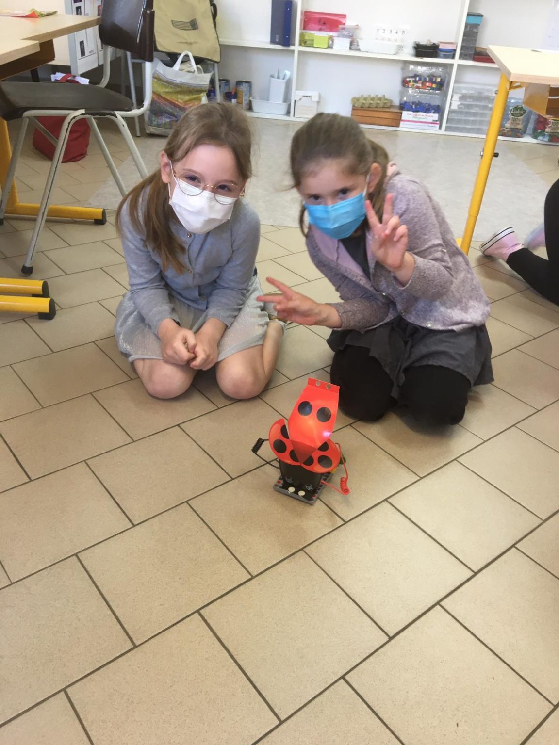 On construit des robots à l'école ! - Ensemble Scolaire Privé Vincent ...